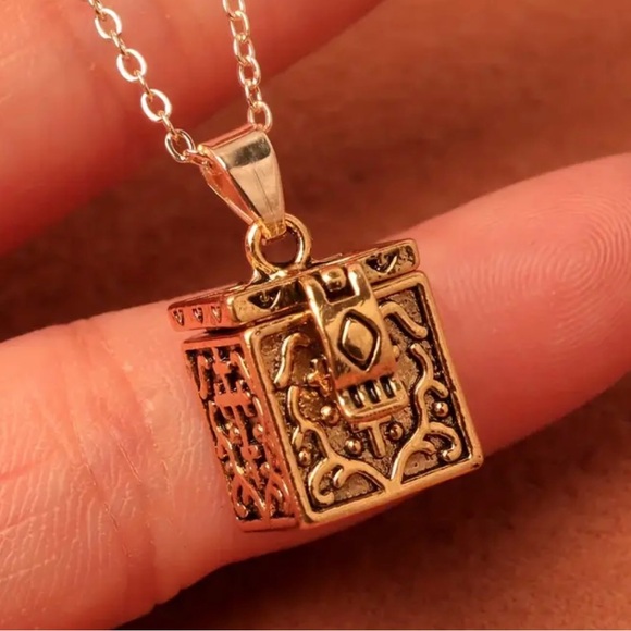 Jewelry | Pandoras Box Pendant Necklace | Poshmark